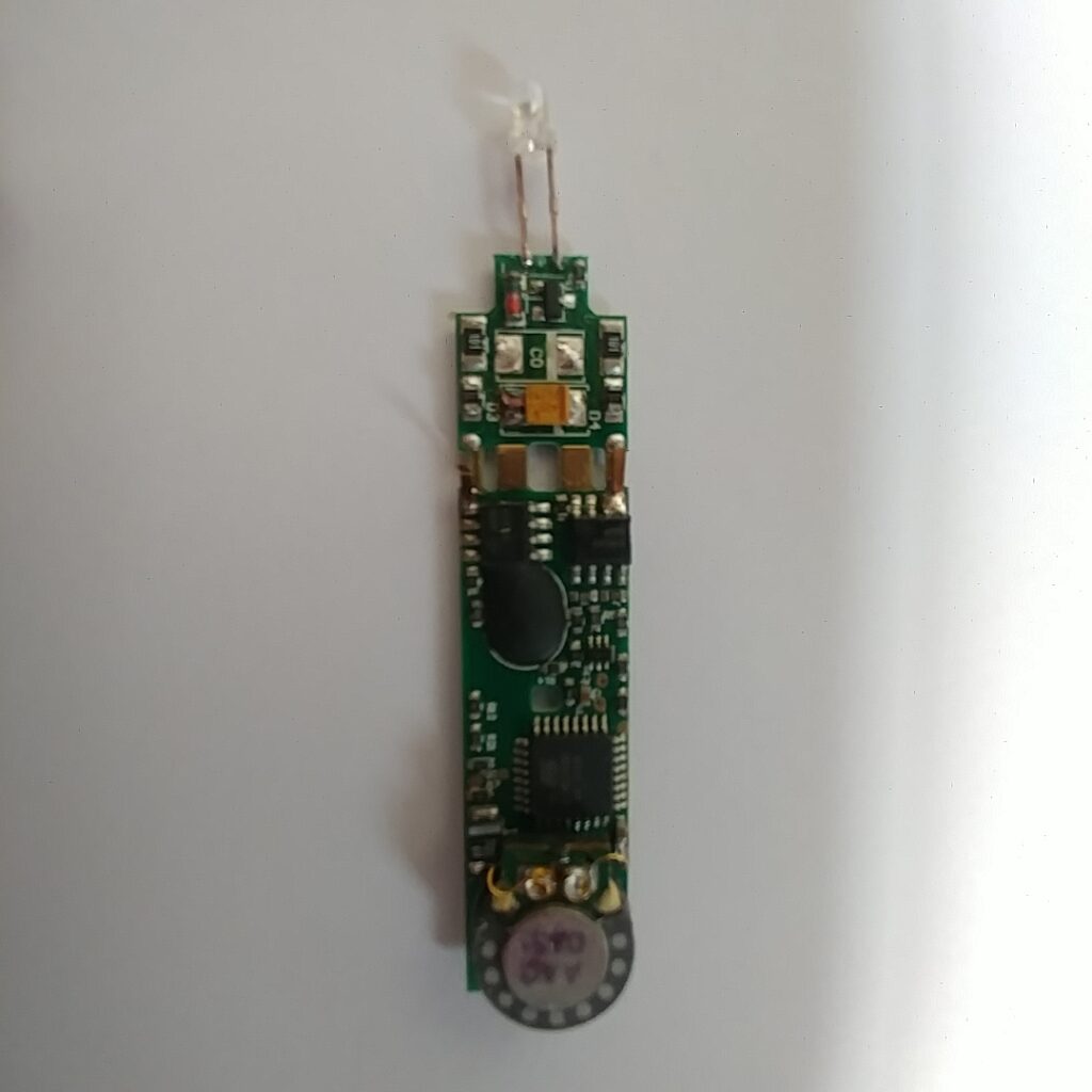 N scale sound decoder XL 0001810 drop in for Kato F40PH - XL Systems Inc